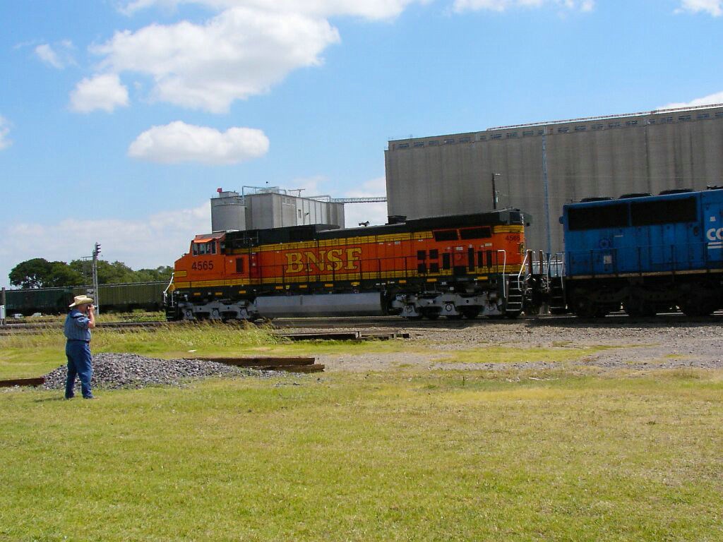 BNSF 4565
